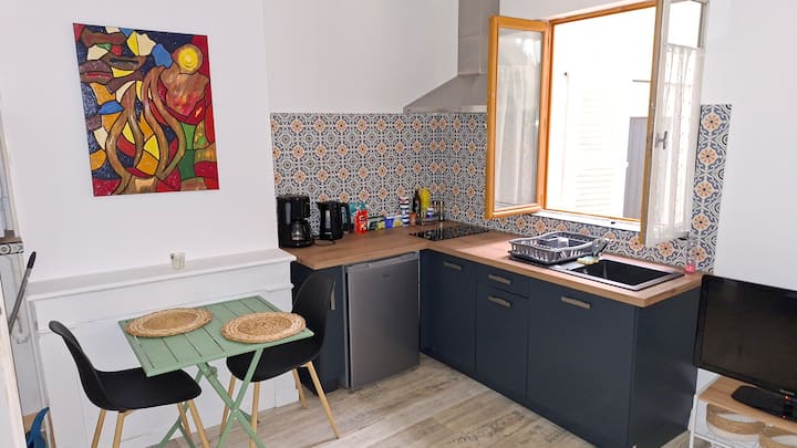 Studio Cosy, Terrasse Intérieure Et Vélo - Rochefort, France