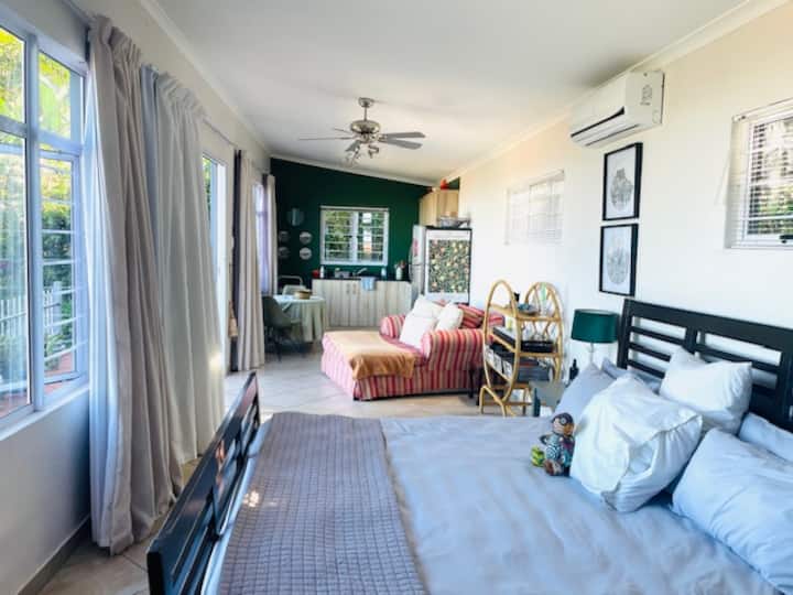 Well Located Private Space Near Uni And Hospitals. - Durban