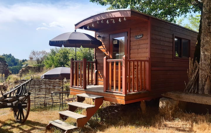 Petite Roulotte "La Bohème" Au Cœur Du Cantal - Cantal