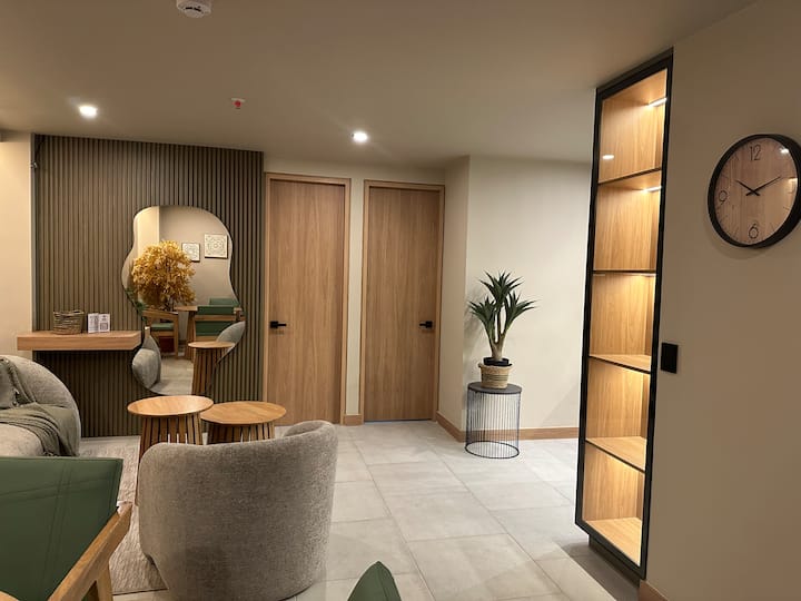 201 Apto Entero Provenza - Cerca Al Lleras. - Medellín