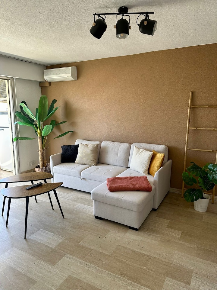 Golfe Juan : Grand 2p à 300m De La Plage - Golfe-Juan