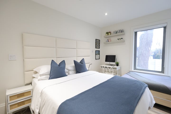 Spacious 1br | Sleeps 6 | Queen West | Downtown - Toronto