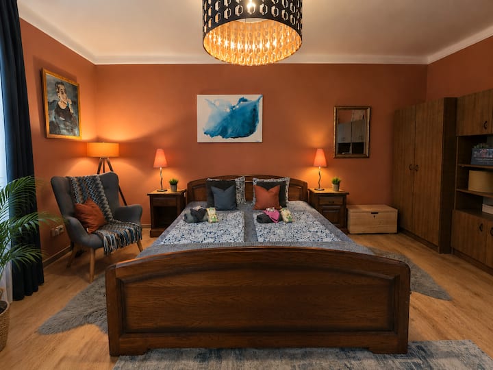 Central One Bed Studio Apartment - Székesfehérvár
