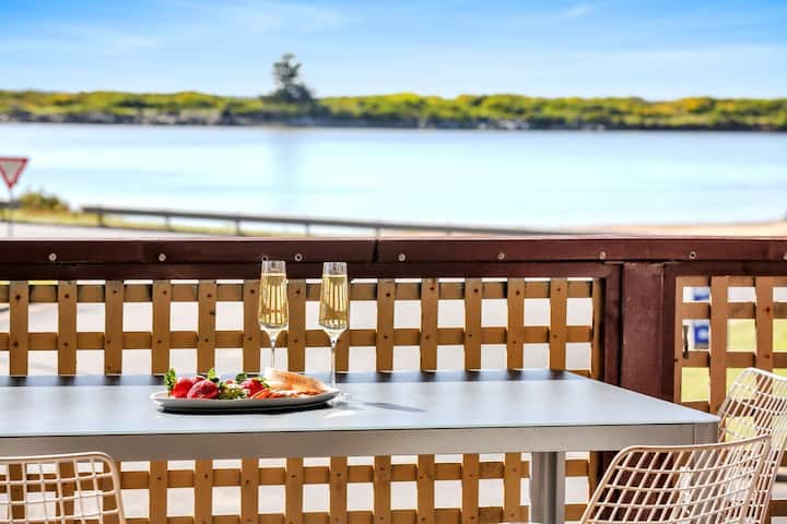What A View - Lamont St Unit 4 120 - Bermagui