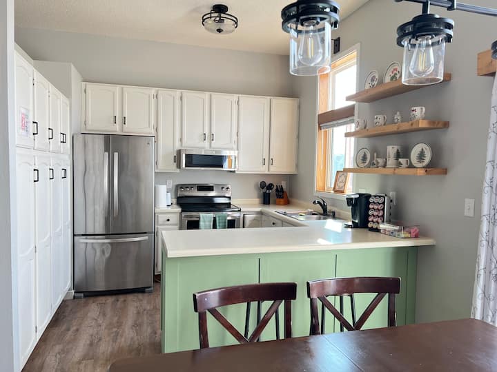 Peaceful Golf Course Home With Lake Views - Minnesota