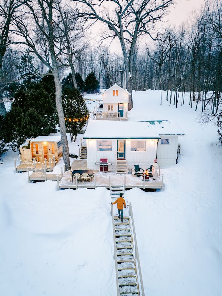 The Tacklebox On Lake Champlain • Sauna • Hot Tub - Vermont