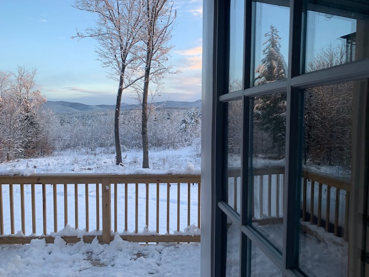 Cozy Mountainside Retreat • Finnish Sauna - New Hampshire (State)