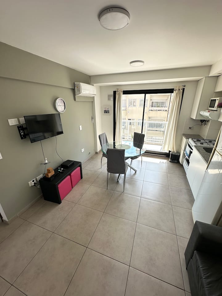 Moderno, A Pasos De Cs. Económicas Y Tribunales - Rosario