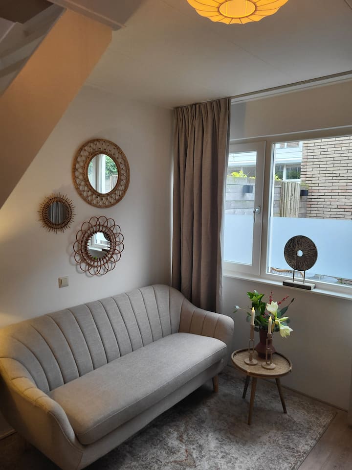 Zomerhuis Katwijk, Met Privé Terras En Airco. - Leiden