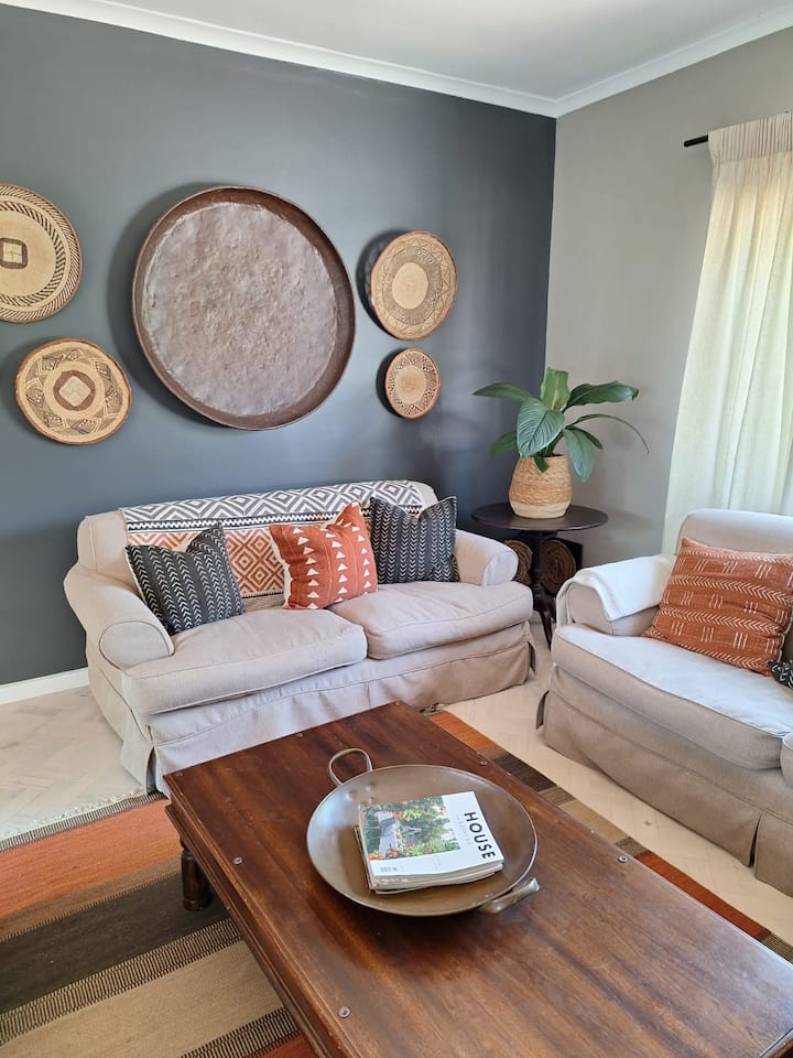 4 Bedroom Home In Cul De Sac Next To Keurboom Park - Cape Town