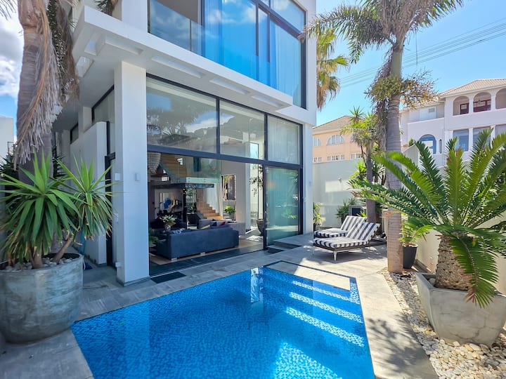 Xanadu Villa In The Heart Of Bantry Bay. - Cape Town
