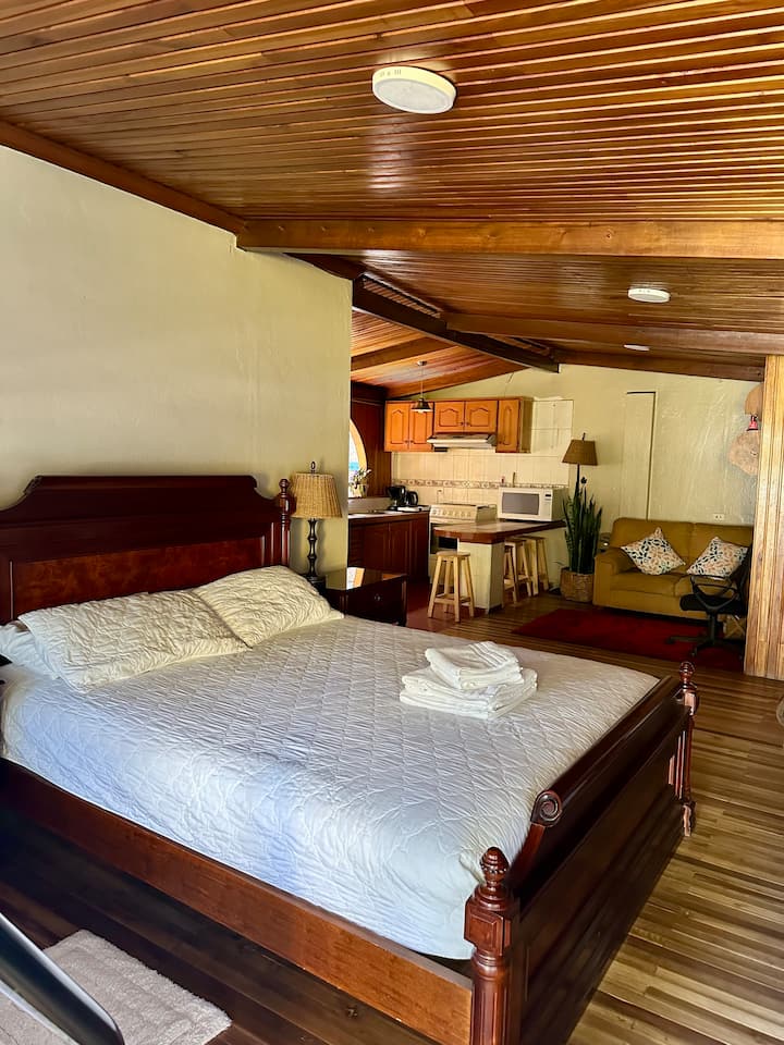 Suite 2-5 Personas Cerca Del Municipio/mall+garage - Ciutadella