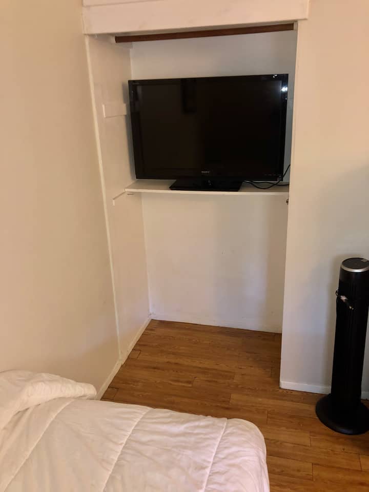 Frid Micro In Rm Stonybrook Univ. Bus房間有傢俱 - Port Jefferson, NY