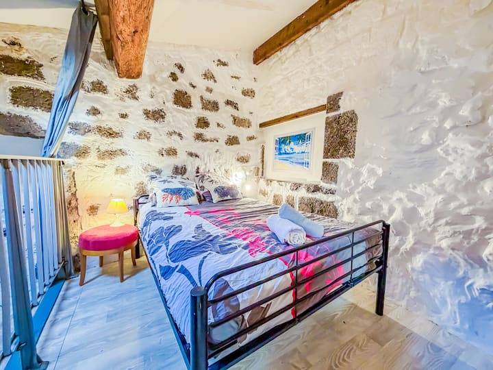 Appart. 5 Pers - Wifi - Tout Confort - Centre Agde - Vias