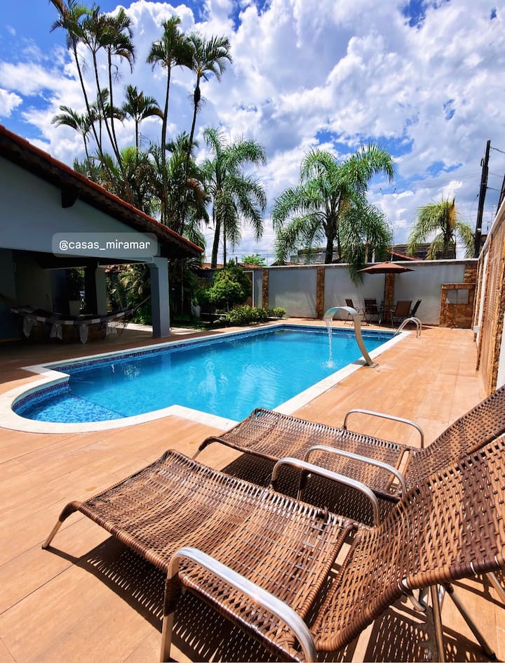 Casa Alto Padrão C/4 Suítes E Hidro 400m Praia - Praia Grande