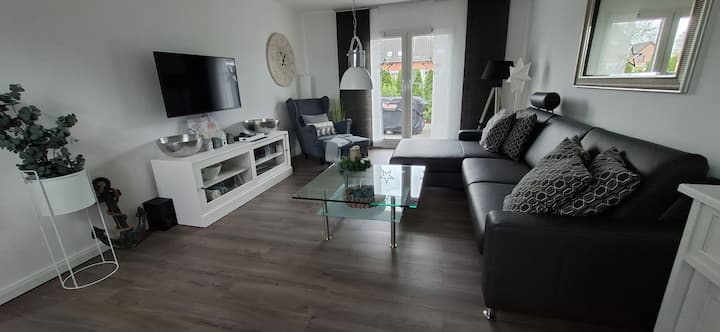Schönes Ferienhaus Auf 465m² Grundstück. - Rastede