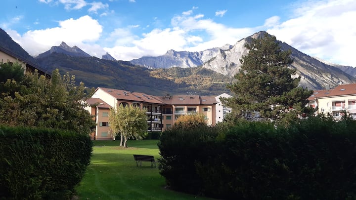Spacieux Appartement 2.5 Pièces Avec Terrasse - La Tzoumaz
