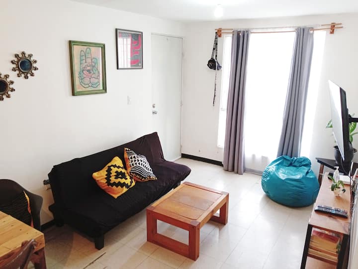 Departamento En Planta Baja, Cómodo Y Funcional. - Querétaro