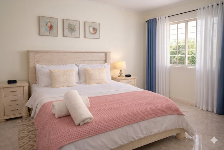 Amplio, Céntrico, Todo Incluido, Parqueo Gratis. - Puerto Plata