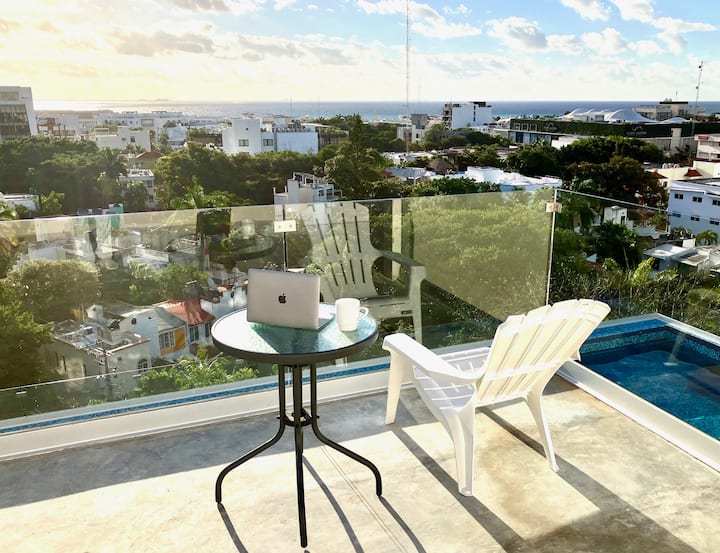 Tranquil Penthouse W/ View + Bathtub + Workspace - Playa del Carmen