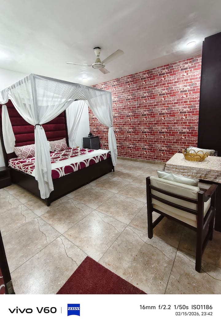 Ghar - A Stay On Terrace (Only Pure-veg) - Ludhiana