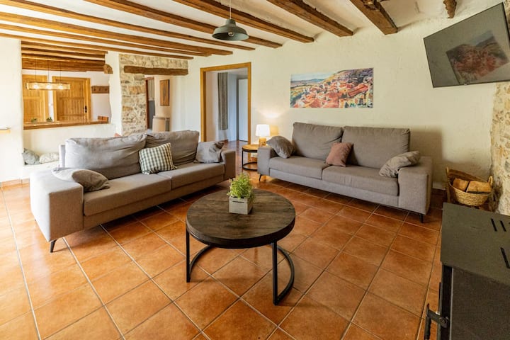 Masía Rural Casa Rullo En El Maestrazgo Turolense - Gúdar