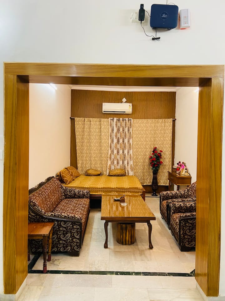 Prince Home: Private House Near Taj Mahal - Agra