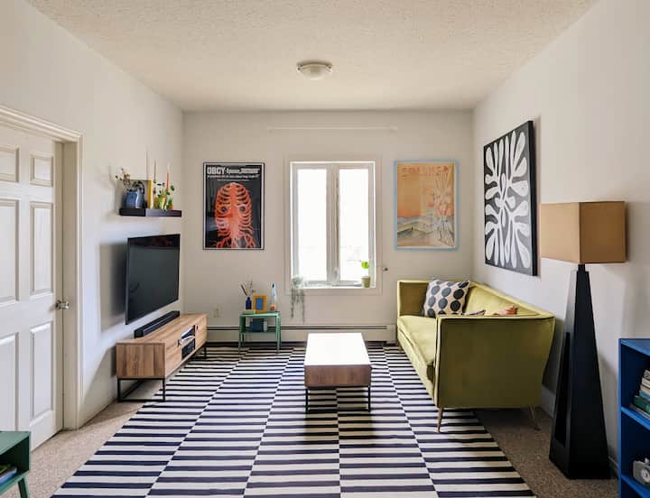 Bright + Cozy Apartment In Guelph - Guelph