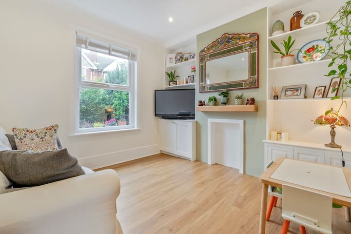 Bright & Stunning 2-bed House In Tunbridge Wells - Tonbridge