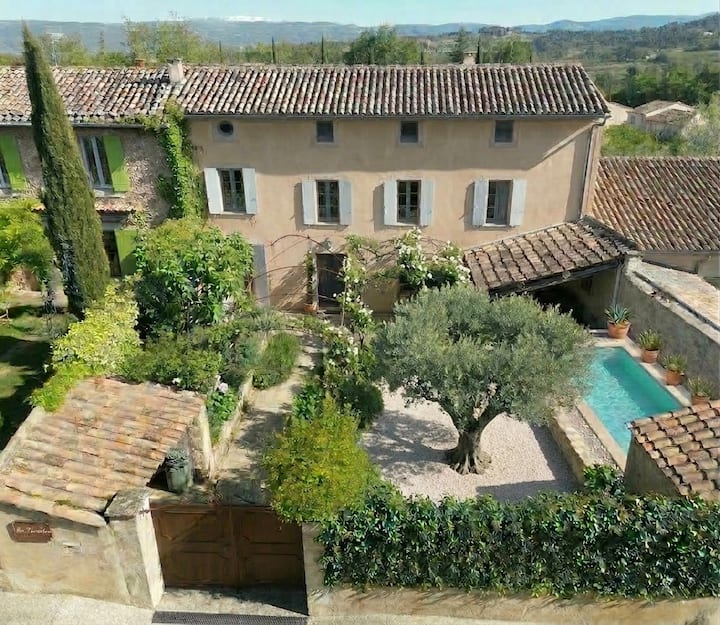 Maison Provençale Avec Jardin Et Piscine à Goult - Gordes