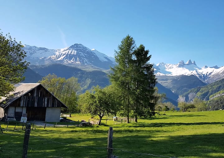 Appart Dans Ancienne Ferme Savoyarde - Nature - Saint-Jean-de-Maurienne