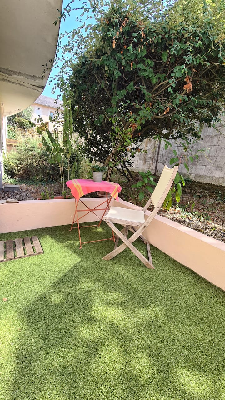 Appartement-jardinet-parking-centre-ville - ibis budget Niort - La Crèche