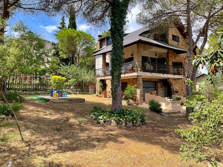 Casa Alexia, Amplia Y Acogedora. - Capellades