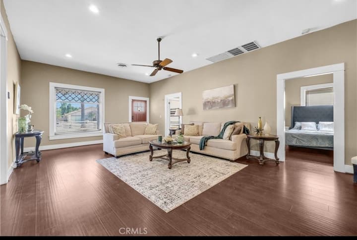 Beautiful Victorian Style Home - Hemet, CA