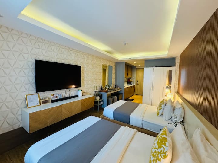 Jorgia By Yournest @ Shore1 (8mins Walk To Moa) - Pasay