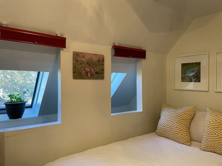 Cozy Nest Attic Equipped Studio - Flagstaff, AZ