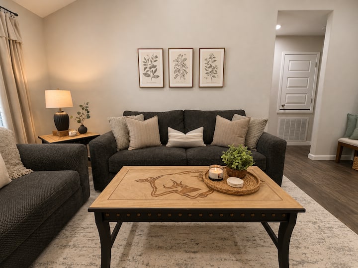The Coves Getaway - Fayetteville, AR