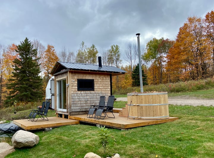 Natural Spa: Dome, Pool, Hot Tub, Sauna & Trails - Ontario 60