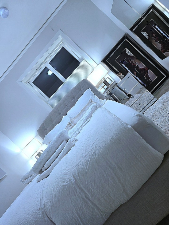 Cozy Central Apartment With Free Parking - Oslo