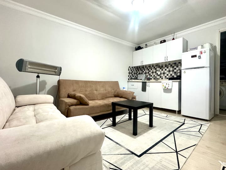 Urla'da Doğanın İçInde Huzurlu ÇIftlik Evi - Urla