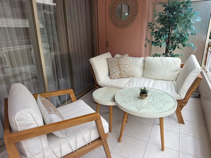 Studio 29 M2 - Terrasse 16 M2 - 150 M Des Plages - Juan-les-Pins