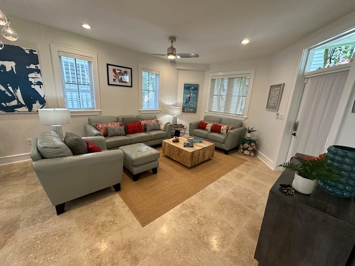 Location, Location! In The Heart Of Old Town! - Key West, FL