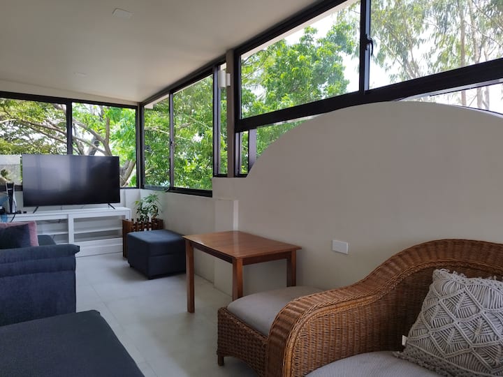 Spacious 5br Apartment For Families & Large Groups - Muntinlupa