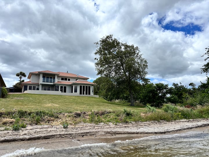 Lake Edge Rotorua - Rotorua