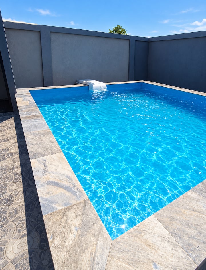 Villa Lumi  Private Pool  2 Bedrooms  Beach - Pointe-Noire