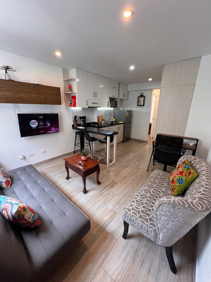 Renovado Apartamento, Frente A Parque. - 리마