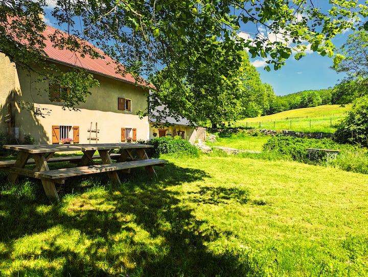 Ferme Du 18e : La Fuly D'en Haut - Les Plans d'Hotonnes