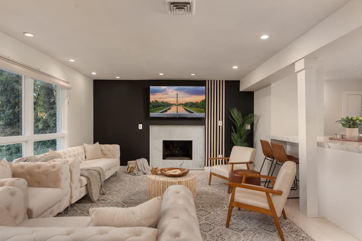 Luxury Arlington Farmhouse ~5 Min From D.c.~ - Falls Church, VA