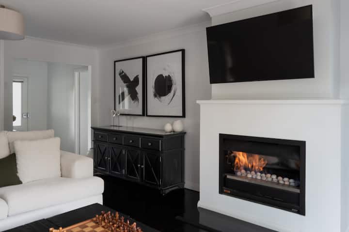 2-bedroom Apartment Located In The Heart Of Bowral - Bowral
