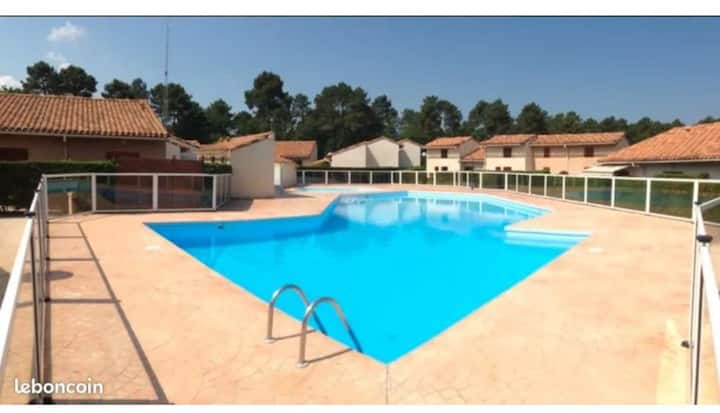 Maisonnette Avec Accès Piscine - La Tremblade